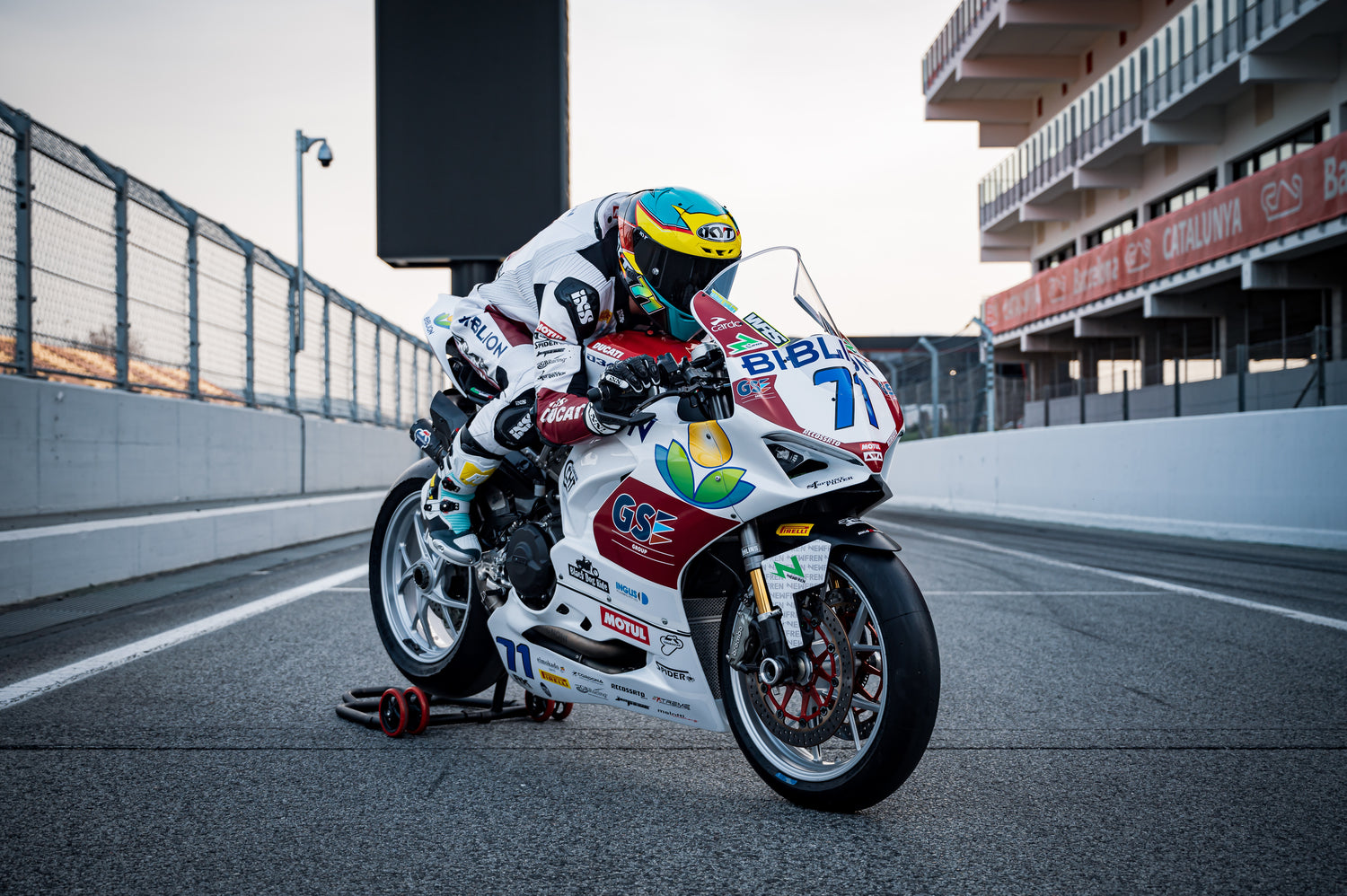 Tom Edwards Racing #71